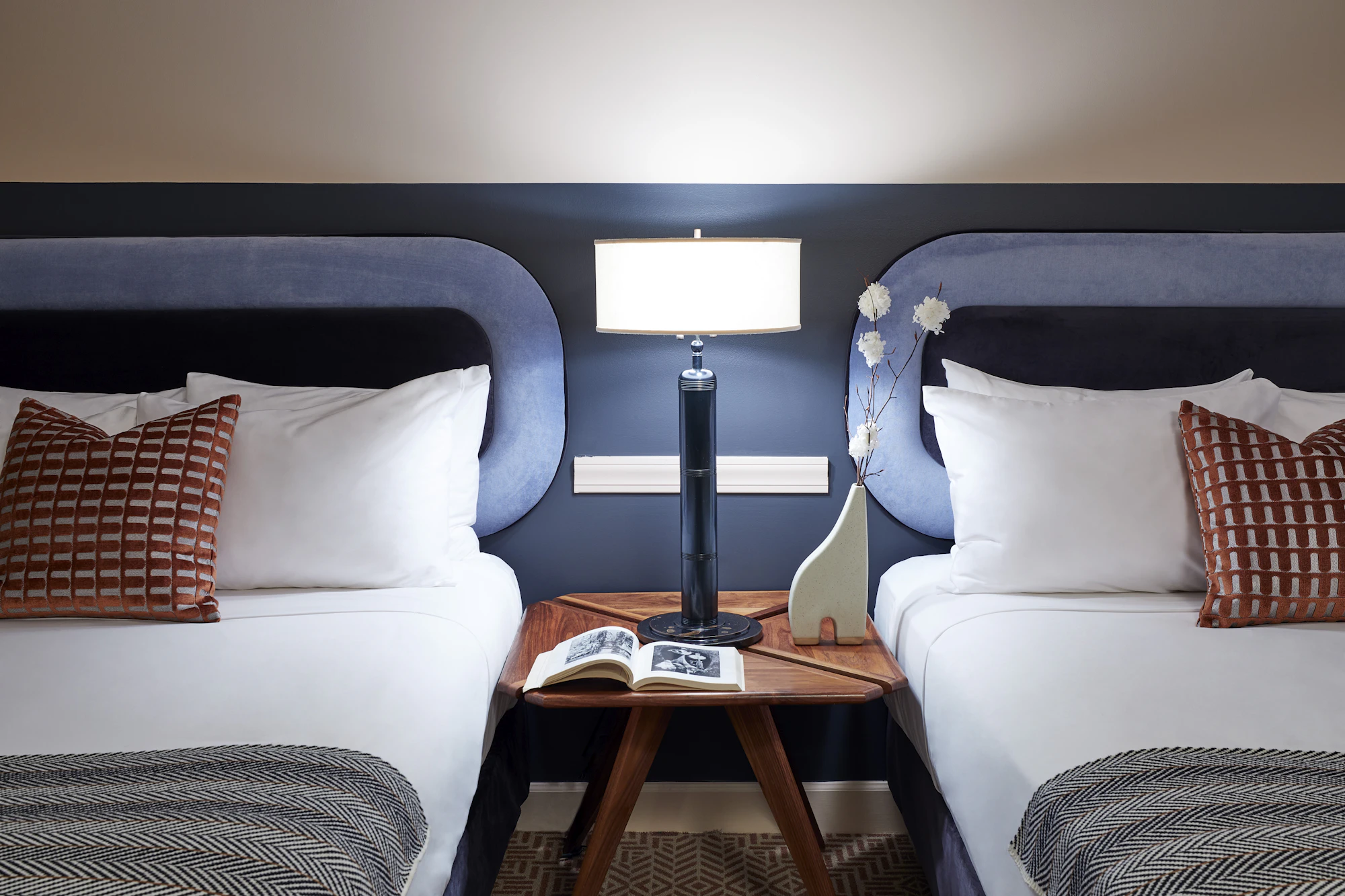 Extended Stays - The Oliver Hotel